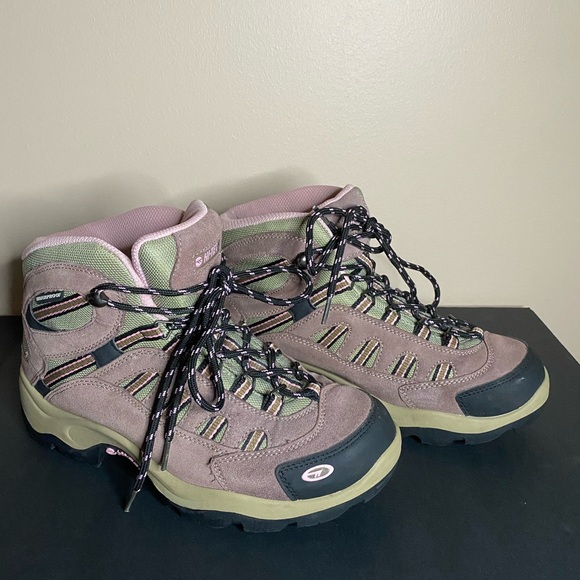 Hi-Tec | Shoes | Womens Hitec Bandera Midrise Waterproof Hiking Boot ...